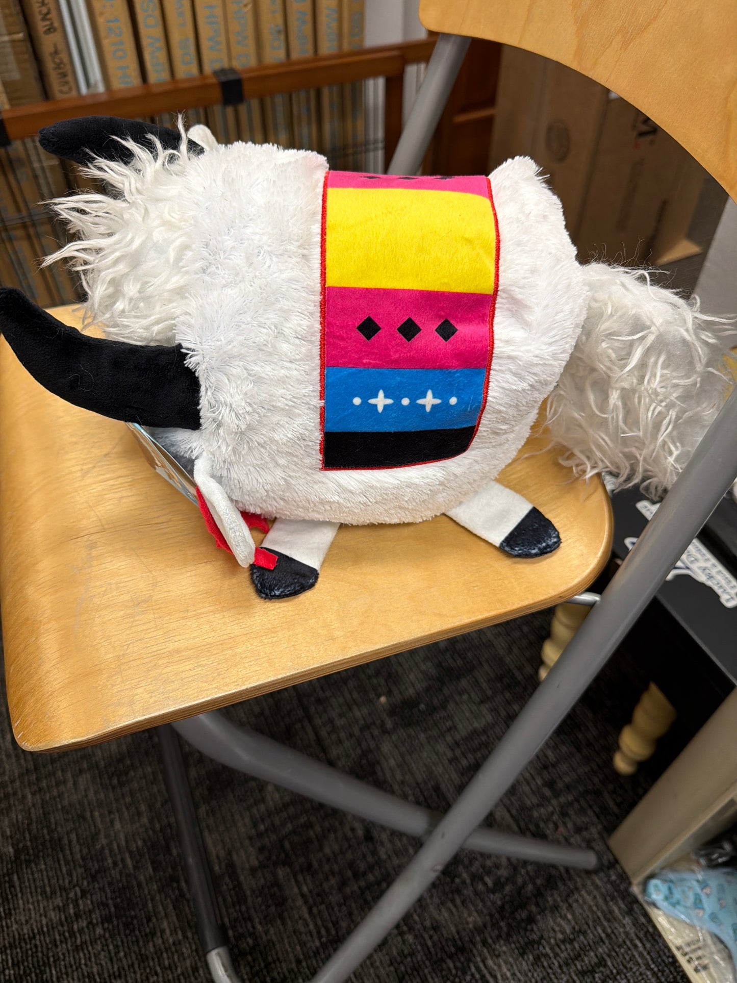 Bark Yeshe the Yak dog toy XL – Lucky Dog Rescue